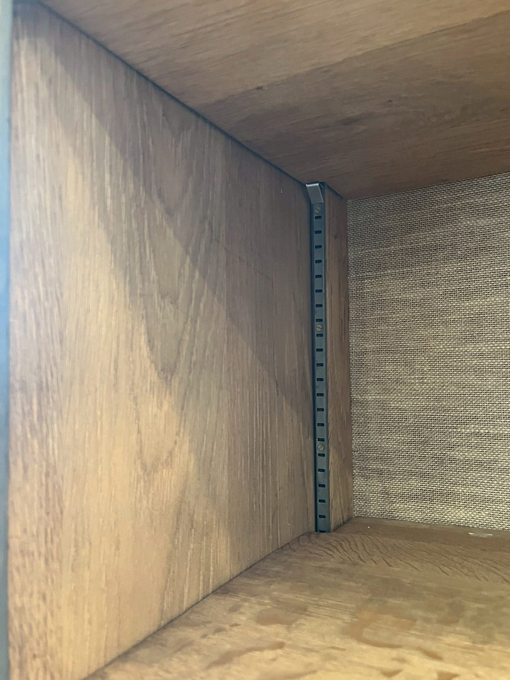 オークウッドキャビネット/シェルフ VINTAGE シャークアタック